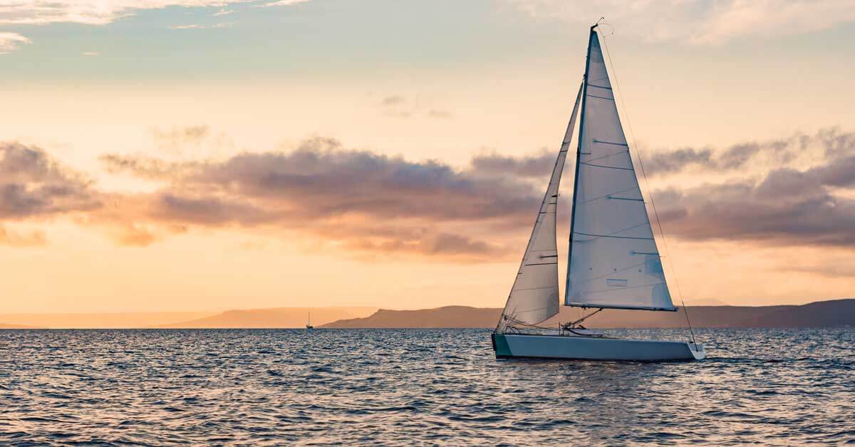 Do Sailboats Have Motors? – Life of Sailing