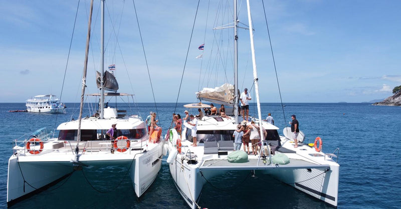 How To Pick Up A Mooring In A Catamaran – Life of Sailing