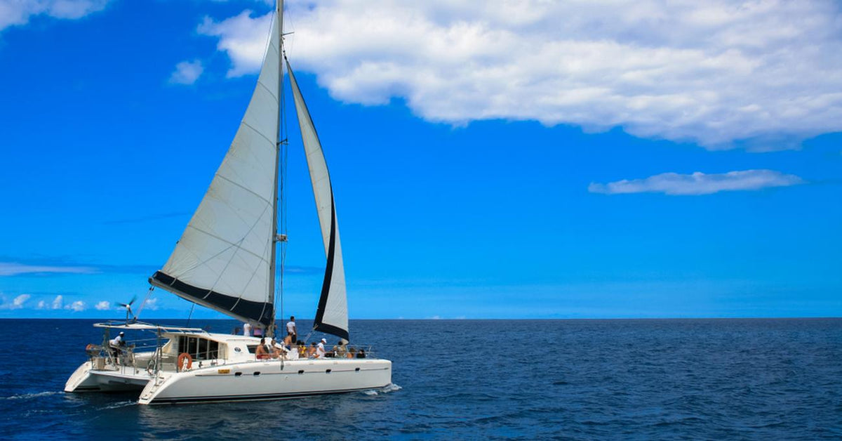 Best Liveaboard Bluewater Catamarans – Life of Sailing